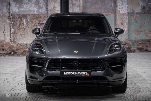 Grey Porsche Macan 2019 in Kaunas, with an engine capacity of 3.00 L and mileage of 106 thousand km for 45000 €, photo 5 on AUTOMOTO.COM.LV