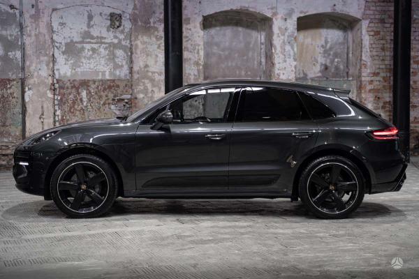 Grey Porsche Macan 2019 in Kaunas, with an engine capacity of 3.00 L and mileage of 106 thousand km for 45000 €, photo 11 on AUTOMOTO.COM.LV