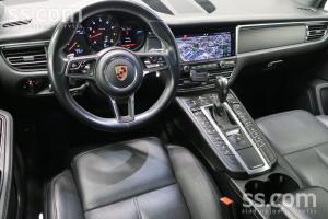 Grey Porsche Macan 2019 in Riga, with an engine capacity of 2.00 L and mileage of 87 thousand km for 44990 €, photo 12 on AUTOMOTO.COM.LV