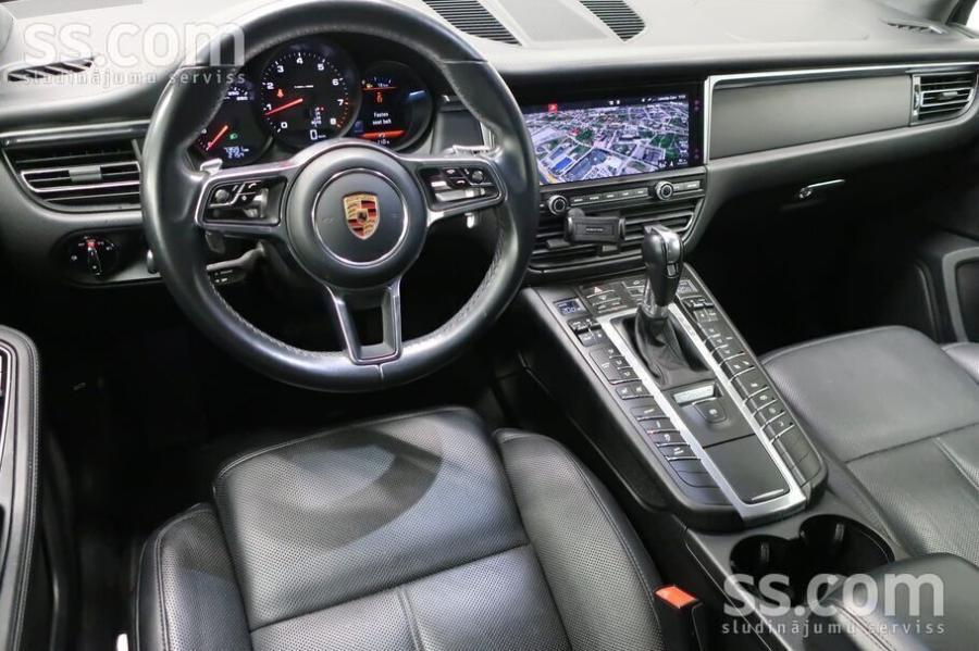 Grey Porsche Macan 2019 in Riga, with an engine capacity of 2.00 L and mileage of 87 thousand km for 42290 €, photo 13 on AUTOMOTO.COM.LV
