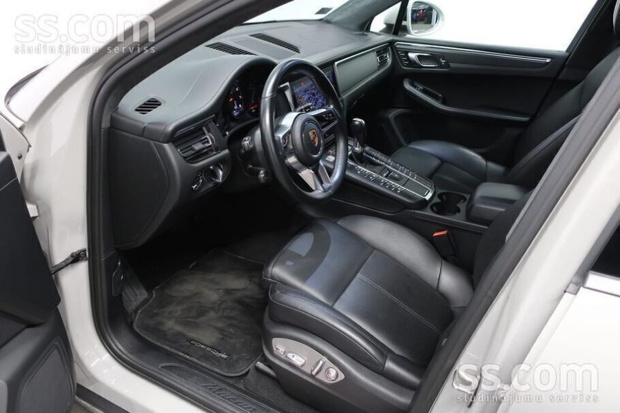 Grey Porsche Macan 2019 in Riga, with an engine capacity of 2.00 L and mileage of 87 thousand km for 42290 €, photo 27 on AUTOMOTO.COM.LV