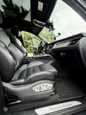 Grey Porsche Macan 2019 in Vilnius, with an engine capacity of 2.89 L and mileage of 209 thousand km for 36911 €, photo 9 on AUTOMOTO.COM.LV