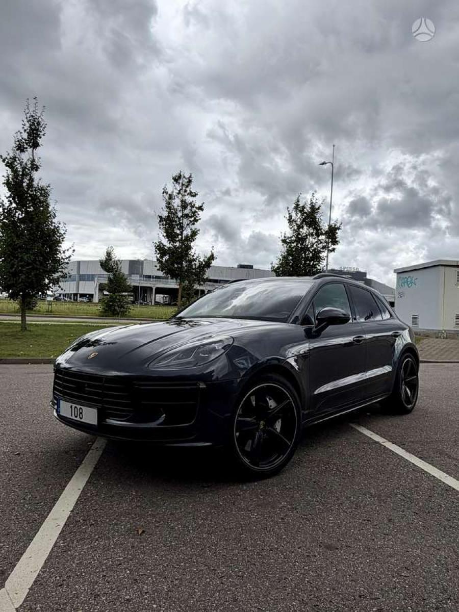 Grey Porsche Macan 2019 in Vilnius, with an engine capacity of 2.89 L and mileage of 209 thousand km for 36911 €, photo 11 on AUTOMOTO.COM.LV