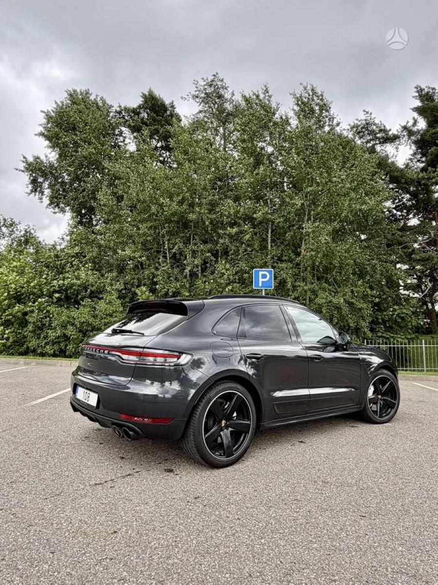 Grey Porsche Macan 2019 in Vilnius, with an engine capacity of 2.89 L and mileage of 209 thousand km for 36911 €, photo 12 on AUTOMOTO.COM.LV