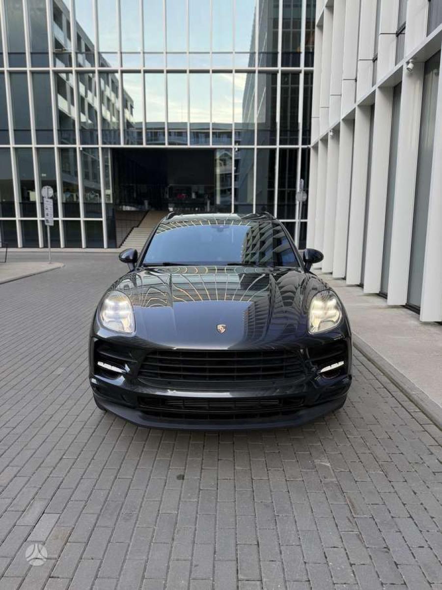 Pelēks Porsche Macan 2019 Viļņa, ar dzinēja tilpumu 1.98 L un nobraukumu 175 tūkst. km par 35000 €, foto 4 vietnē AUTOMOTO.COM.LV