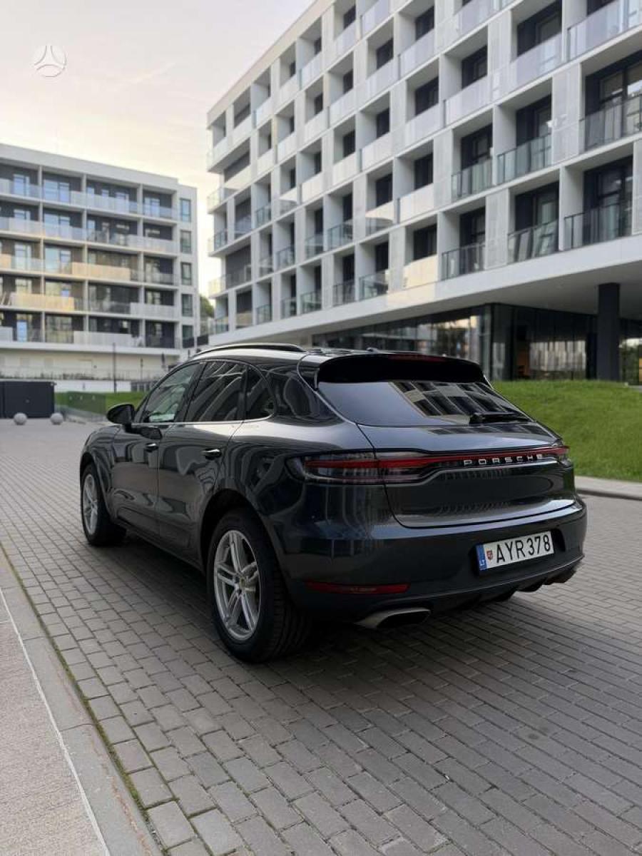 Pelēks Porsche Macan 2019 Viļņa, ar dzinēja tilpumu 1.98 L un nobraukumu 175 tūkst. km par 35000 €, foto 5 vietnē AUTOMOTO.COM.LV