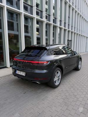 Pelēks Porsche Macan 2019 Viļņa, ar dzinēja tilpumu 1.98 L un nobraukumu 175 tūkst. km par 35000 €, foto 7 vietnē AUTOMOTO.COM.LV