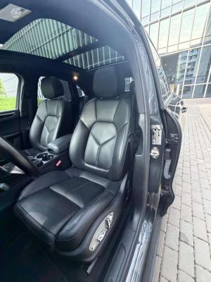 Pelēks Porsche Macan 2019 Viļņa, ar dzinēja tilpumu 1.98 L un nobraukumu 175 tūkst. km par 35000 €, foto 12 vietnē AUTOMOTO.COM.LV