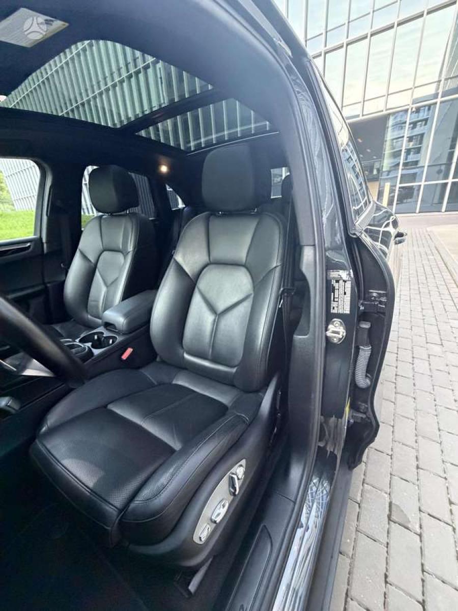 Pelēks Porsche Macan 2019 Viļņa, ar dzinēja tilpumu 1.98 L un nobraukumu 175 tūkst. km par 35000 €, foto 12 vietnē AUTOMOTO.COM.LV