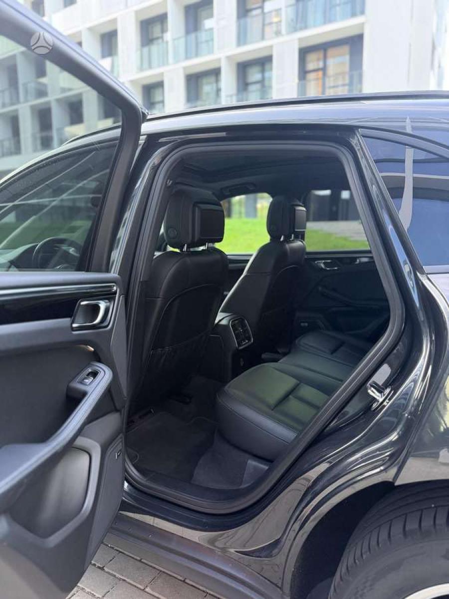 Pelēks Porsche Macan 2019 Viļņa, ar dzinēja tilpumu 1.98 L un nobraukumu 175 tūkst. km par 35000 €, foto 13 vietnē AUTOMOTO.COM.LV