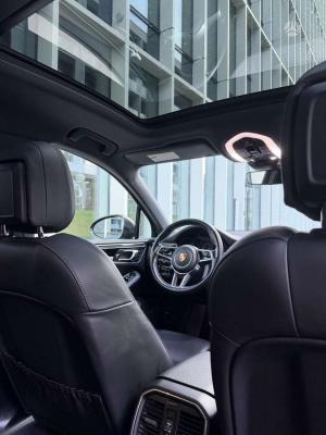 Pelēks Porsche Macan 2019 Viļņa, ar dzinēja tilpumu 1.98 L un nobraukumu 175 tūkst. km par 35000 €, foto 19 vietnē AUTOMOTO.COM.LV