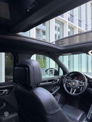 Pelēks Porsche Macan 2019 Viļņa, ar dzinēja tilpumu 1.98 L un nobraukumu 175 tūkst. km par 35000 €, foto 20 vietnē AUTOMOTO.COM.LV