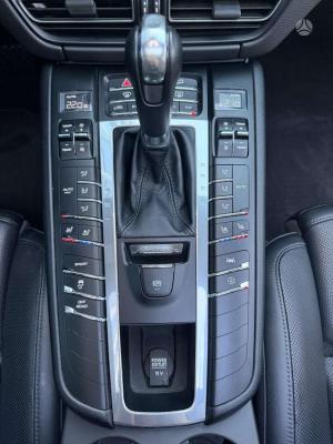 Pelēks Porsche Macan 2019 Viļņa, ar dzinēja tilpumu 1.98 L un nobraukumu 175 tūkst. km par 35000 €, foto 26 vietnē AUTOMOTO.COM.LV