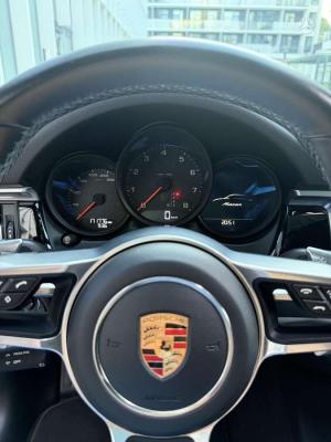 Pelēks Porsche Macan 2019 Viļņa, ar dzinēja tilpumu 1.98 L un nobraukumu 175 tūkst. km par 35000 €, foto 29 vietnē AUTOMOTO.COM.LV
