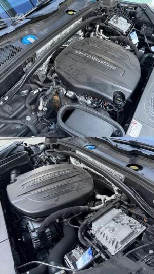 Pelēks Porsche Macan 2019 Viļņa, ar dzinēja tilpumu 1.98 L un nobraukumu 175 tūkst. km par 35000 €, foto 32 vietnē AUTOMOTO.COM.LV