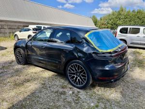 Pelēks Porsche Macan 2019 Viļņa, ar dzinēja tilpumu 3.00 L un nobraukumu 91 tūkst. km par 19900 €, foto 4 vietnē AUTOMOTO.COM.LV