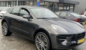 Grey Porsche Macan 2020 in Kaunas, with an engine capacity of 1.98 L and mileage of 98 thousand km for 28400 €, photo  on AUTOMOTO.COM.LV