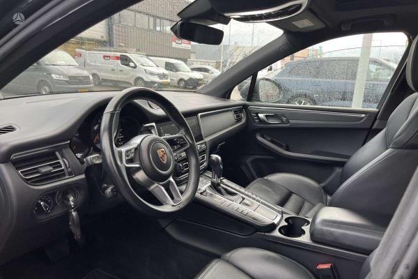 Pelēks Porsche Macan 2020 Kauņa, ar dzinēja tilpumu 1.98 L un nobraukumu 98 tūkst. km par 28400 €, foto 9 vietnē AUTOMOTO.COM.LV