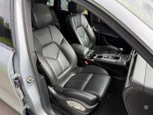 Pelēks Porsche Macan 2020 Viļņa, ar dzinēja tilpumu 3.00 L un nobraukumu 89 tūkst. km par 38500 €, foto 18 vietnē AUTOMOTO.COM.LV