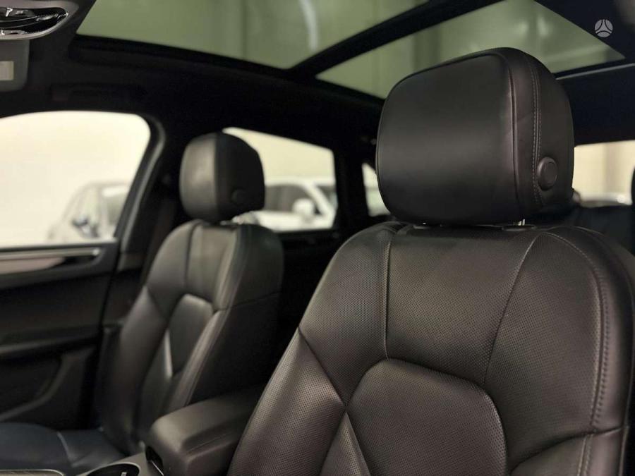 Pelēks Porsche Macan 2020 Viļņa, ar dzinēja tilpumu 3.00 L un nobraukumu 89 tūkst. km par 39990 €, foto 15 vietnē AUTOMOTO.COM.LV