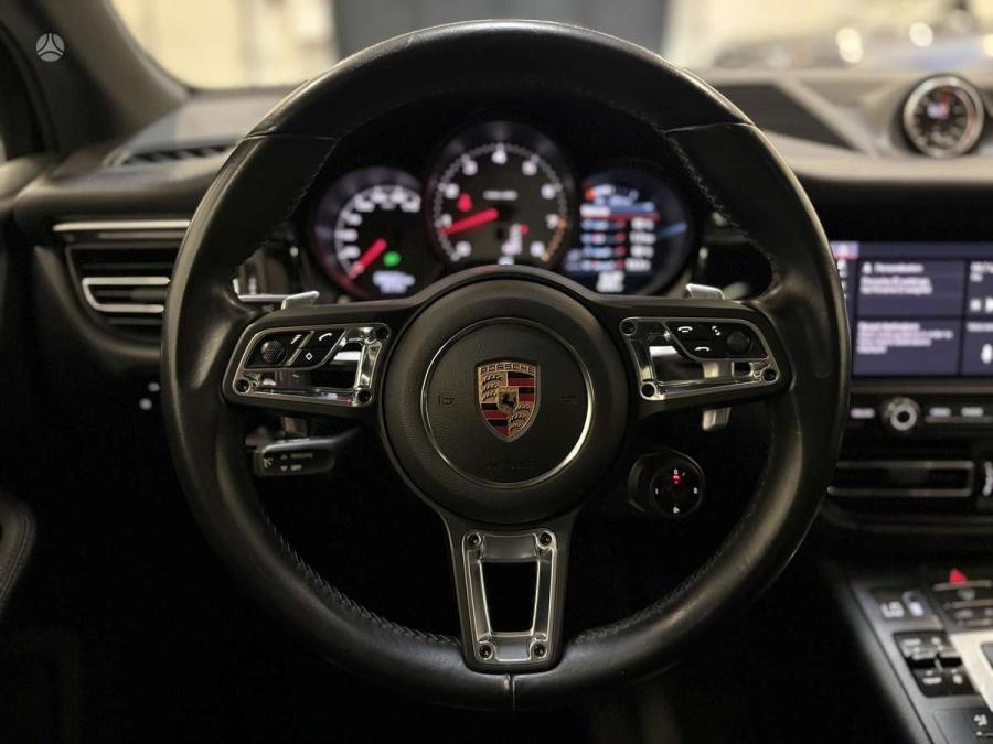 Pelēks Porsche Macan 2020 Viļņa, ar dzinēja tilpumu 3.00 L un nobraukumu 89 tūkst. km par 39990 €, foto 20 vietnē AUTOMOTO.COM.LV