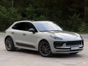 Grey Porsche Macan 2020 in Kaunas, with an engine capacity of 1.98 L and mileage of 78 thousand km for 41500 €, photo 3 on AUTOMOTO.COM.LV