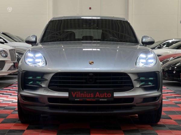 Grey Porsche Macan 2020 in Vilnius, with an engine capacity of 3.00 L and mileage of 89 thousand km for 38990 €, photo 3 on AUTOMOTO.COM.LV