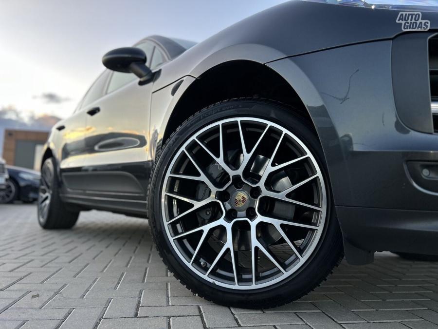 Pelēks Porsche Macan 2020 Kauņa, ar dzinēja tilpumu 3.00 L un nobraukumu 81 tūkst. km par 34999 €, foto 18 vietnē AUTOMOTO.COM.LV