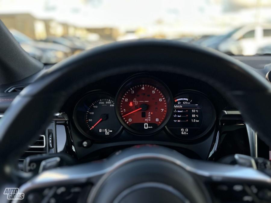 Pelēks Porsche Macan 2020 Kauņa, ar dzinēja tilpumu 3.00 L un nobraukumu 81 tūkst. km par 34999 €, foto 23 vietnē AUTOMOTO.COM.LV