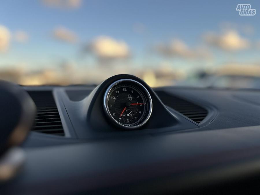 Pelēks Porsche Macan 2020 Kauņa, ar dzinēja tilpumu 3.00 L un nobraukumu 81 tūkst. km par 34999 €, foto 29 vietnē AUTOMOTO.COM.LV