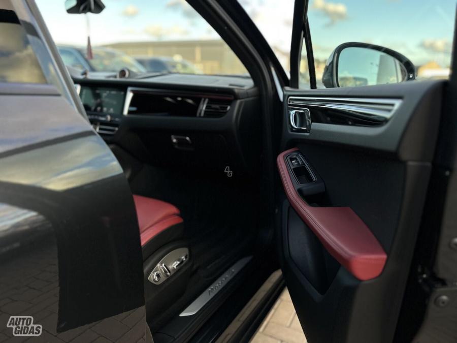 Pelēks Porsche Macan 2020 Kauņa, ar dzinēja tilpumu 3.00 L un nobraukumu 81 tūkst. km par 34999 €, foto 41 vietnē AUTOMOTO.COM.LV