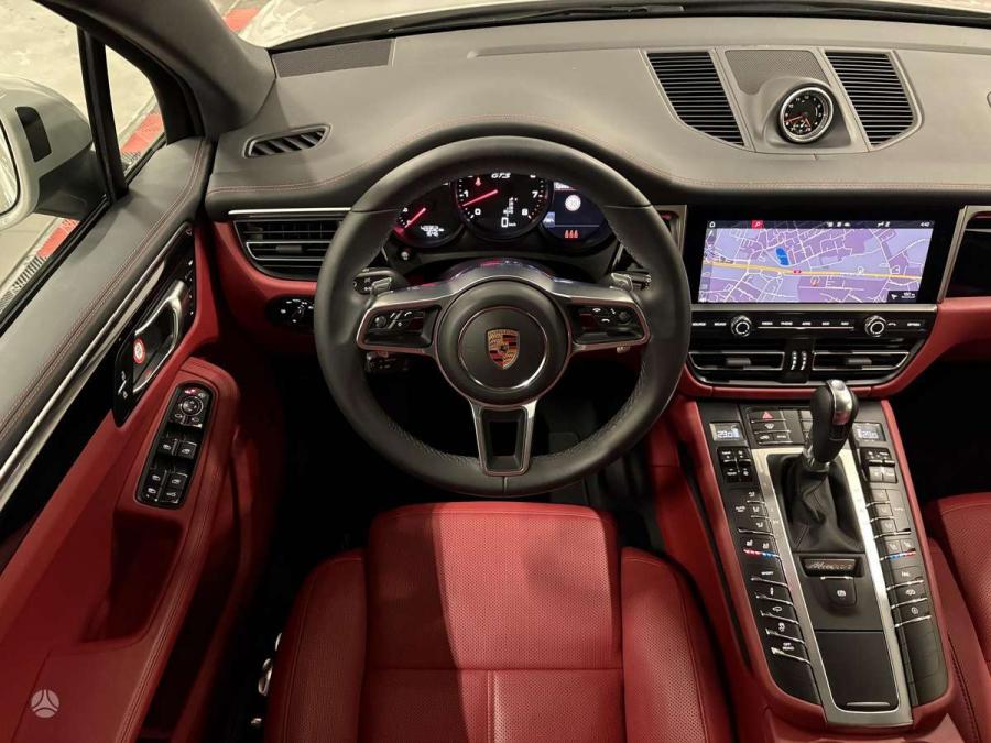Pelēks Porsche Macan 2021 Viļņa, ar dzinēja tilpumu 2.89 L un nobraukumu 43 tūkst. km par 53900 €, foto 21 vietnē AUTOMOTO.COM.LV