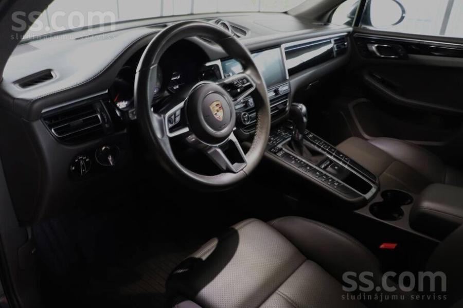 Pelēks Porsche Macan 2021 Rīga, ar dzinēja tilpumu 3.00 L un nobraukumu 97 tūkst. km par 44500 €, foto 5 vietnē AUTOMOTO.COM.LV