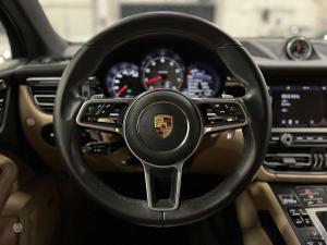 Grey Porsche Macan 2021 in Vilnius, with an engine capacity of 3.00 L and mileage of 12 thousand km for 39990 €, photo 20 on AUTOMOTO.COM.LV