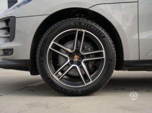 Grey Porsche Macan 2021 in Vilnius, with an engine capacity of 1.98 L and mileage of 57 thousand km for 49300 €, photo 13 on AUTOMOTO.COM.LV