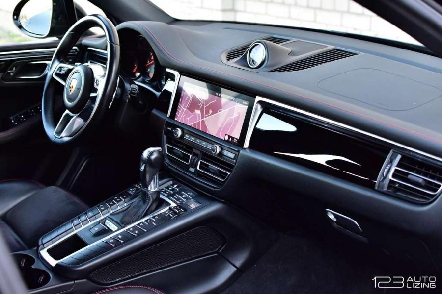 Pelēks Porsche Macan 2021 Kretinga, ar dzinēja tilpumu 3.00 L un nobraukumu 64 tūkst. km par 44999 €, foto 3 vietnē AUTOMOTO.COM.LV