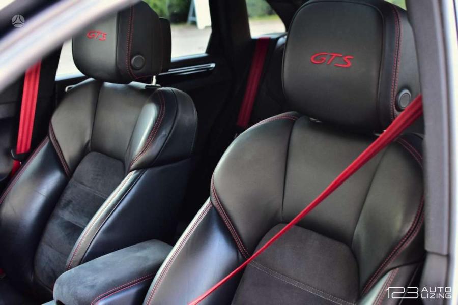 Pelēks Porsche Macan 2021 Kretinga, ar dzinēja tilpumu 3.00 L un nobraukumu 64 tūkst. km par 44999 €, foto 17 vietnē AUTOMOTO.COM.LV