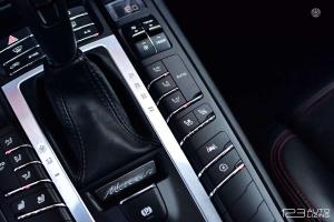 Pelēks Porsche Macan 2021 Kretinga, ar dzinēja tilpumu 3.00 L un nobraukumu 64 tūkst. km par 44999 €, foto 20 vietnē AUTOMOTO.COM.LV