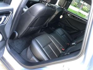 Grey Porsche Macan 2021 in Vilnius, with an engine capacity of 1.98 L and mileage of 139 thousand km for 42600 €, photo 13 on AUTOMOTO.COM.LV