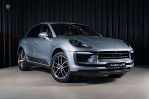 Grey Porsche Macan 2022 in Vilnius, with an engine capacity of 2.00 L and mileage of 46 thousand km for 46900 €, photo 3 on AUTOMOTO.COM.LV