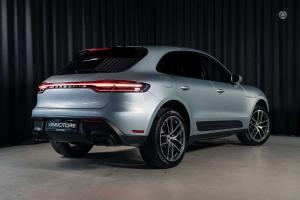 Grey Porsche Macan 2022 in Vilnius, with an engine capacity of 2.00 L and mileage of 46 thousand km for 46900 €, photo 4 on AUTOMOTO.COM.LV
