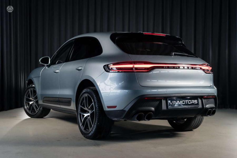 Grey Porsche Macan 2022 in Vilnius, with an engine capacity of 2.00 L and mileage of 46 thousand km for 46900 €, photo 6 on AUTOMOTO.COM.LV