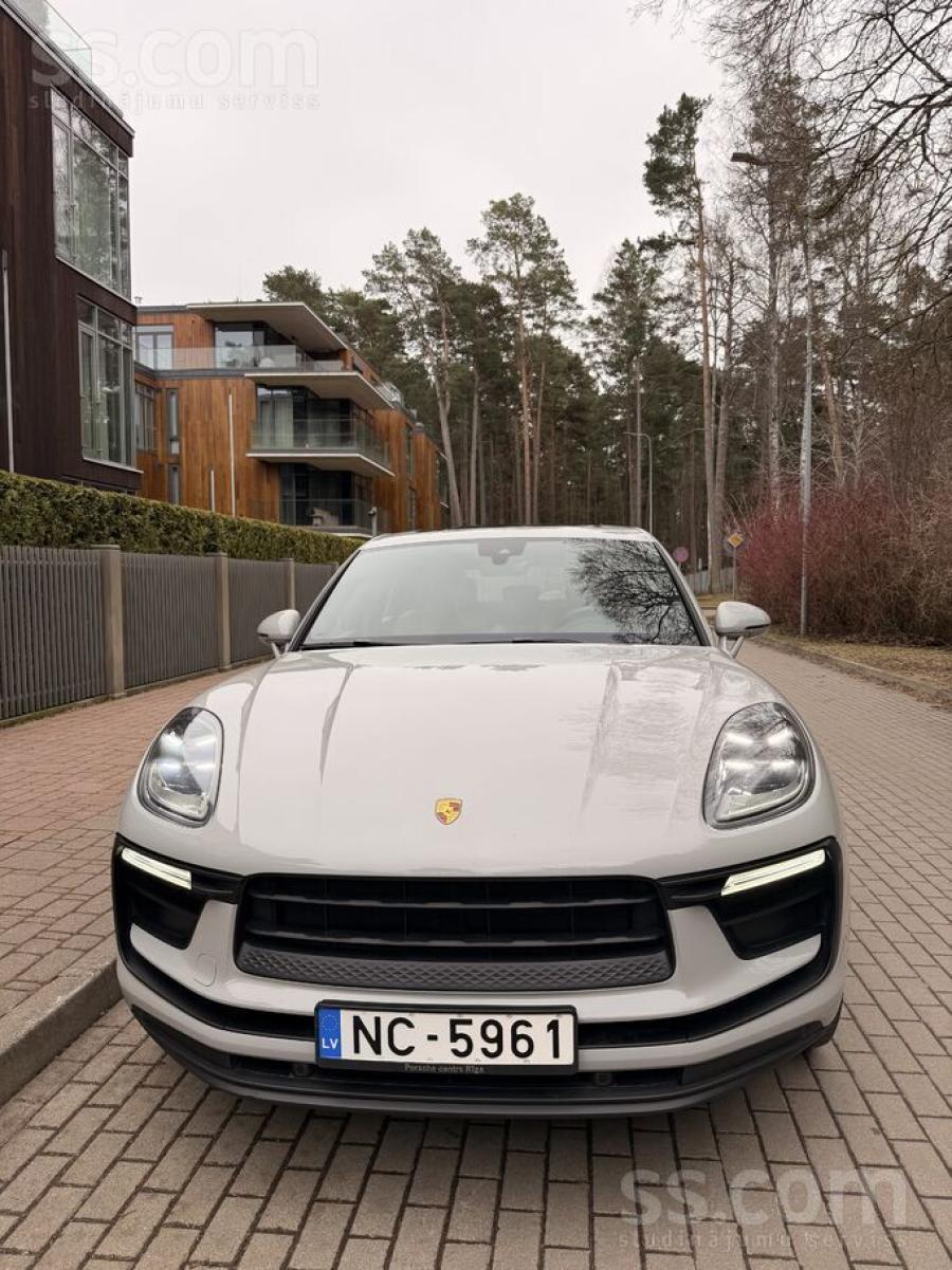 Pelēks Porsche Macan 2022 Rīga, ar dzinēja tilpumu 2.00 L un nobraukumu 72 tūkst. km par 49500 €, foto 4 vietnē AUTOMOTO.COM.LV