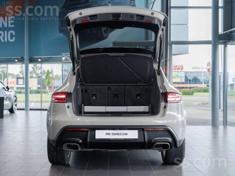 Pelēks Porsche Macan 2022 Rīga, ar dzinēja tilpumu 2.00 L un nobraukumu 131 tūkst. km par 46900 €, foto 16 vietnē AUTOMOTO.COM.LV