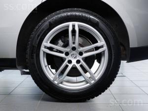 Pelēks Porsche Macan 2022 Rīga, ar dzinēja tilpumu 2.00 L un nobraukumu 131 tūkst. km par 46900 €, foto 18 vietnē AUTOMOTO.COM.LV