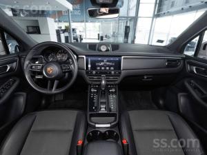 Pelēks Porsche Macan 2022 Rīga, ar dzinēja tilpumu 2.00 L un nobraukumu 131 tūkst. km par 46900 €, foto 20 vietnē AUTOMOTO.COM.LV