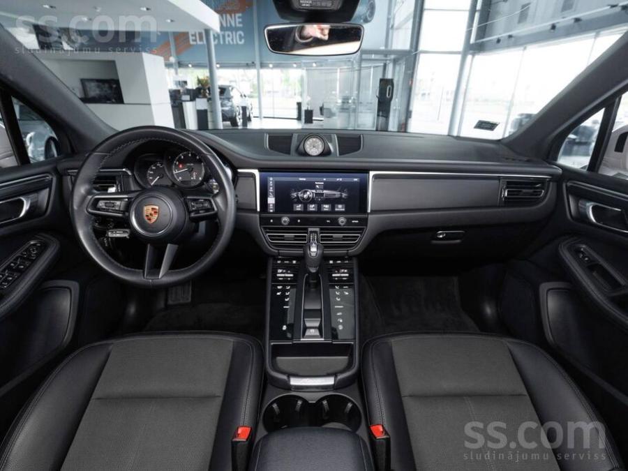 Pelēks Porsche Macan 2022 Rīga, ar dzinēja tilpumu 2.00 L un nobraukumu 131 tūkst. km par 46900 €, foto 20 vietnē AUTOMOTO.COM.LV