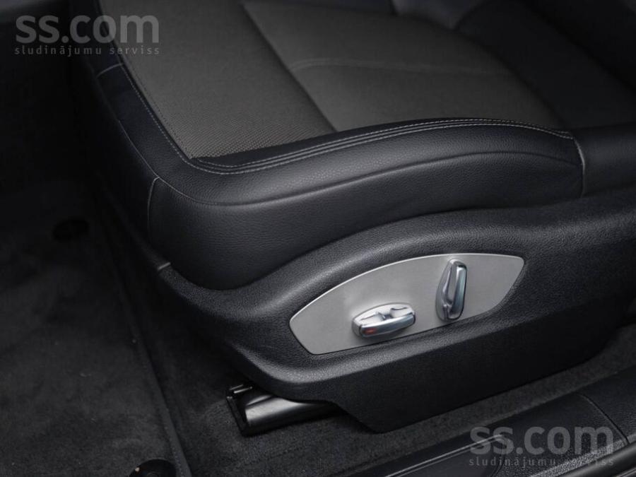 Pelēks Porsche Macan 2022 Rīga, ar dzinēja tilpumu 2.00 L un nobraukumu 131 tūkst. km par 46900 €, foto 32 vietnē AUTOMOTO.COM.LV