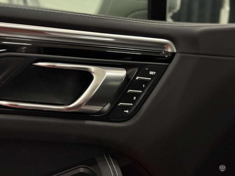 Pelēks Porsche Macan 2022 Viļņa, ar dzinēja tilpumu 2.93 L un nobraukumu 18 tūkst. km par 55900 €, foto 14 vietnē AUTOMOTO.COM.LV