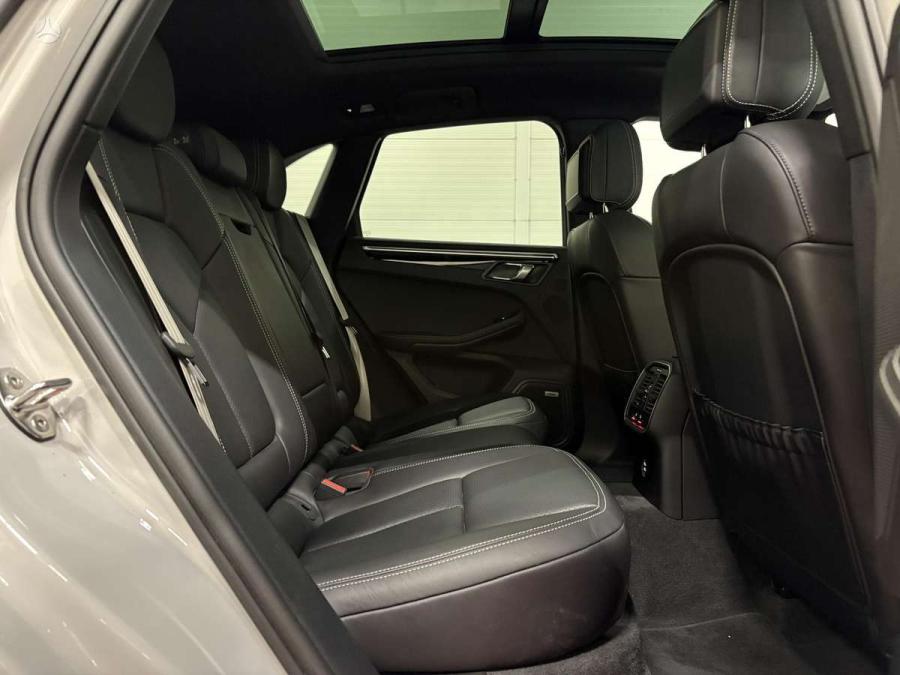 Pelēks Porsche Macan 2022 Viļņa, ar dzinēja tilpumu 2.93 L un nobraukumu 18 tūkst. km par 55900 €, foto 27 vietnē AUTOMOTO.COM.LV